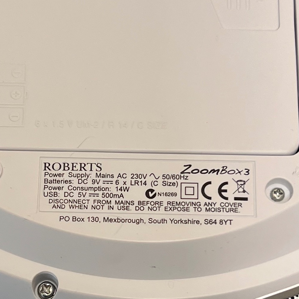 ROBERTS RADIO ZOOMBOX 3 DAB/DAB+/FM RDS/CD PLAYER WITH SD AND USB - Own4Less